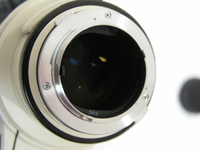 Zuiko AUTO-T 250mm f/2.0 ED-IF super-telephoto lense